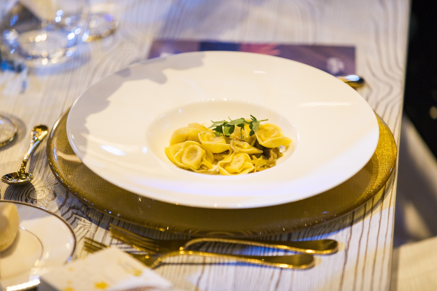 Noleggio Piatti – Allestimenti eventi – Smacrent