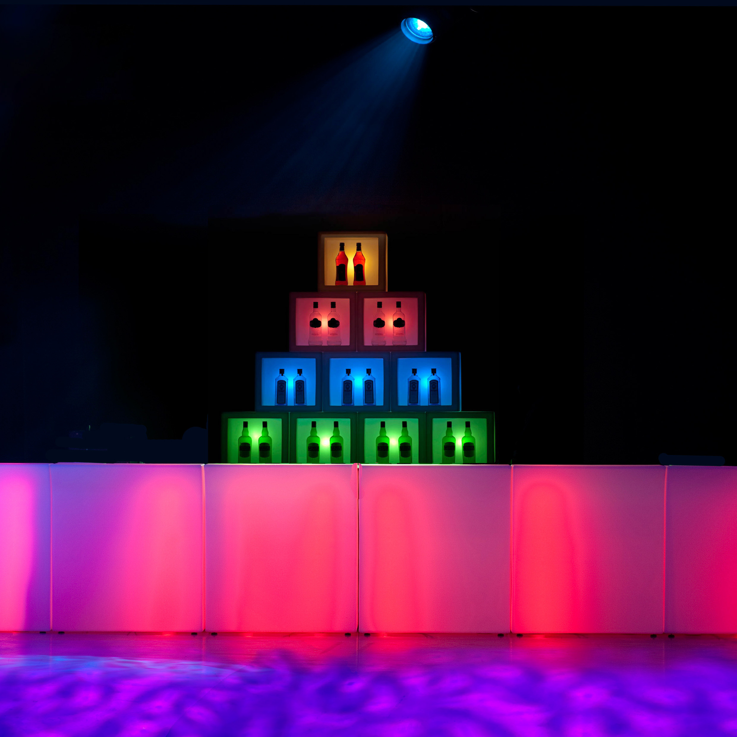 OPEN Cube by Slide Design a noleggio – Smacrent